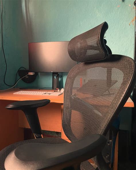 yohannes haile on linkedin desksetup