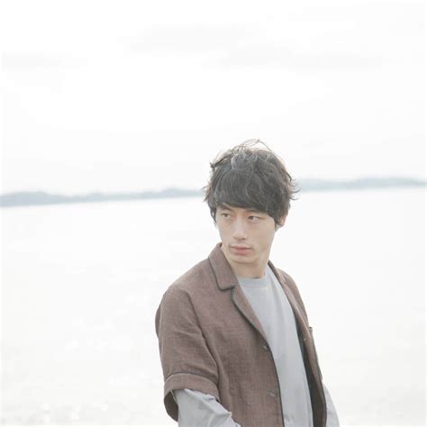 メンズノンノさんのインスタグラム写真 メンズノンノinstagram 「 坂口健太郎 メンズノンノ8月号 未掲載写真 連載 坂口健太郎フォトノート 川内倫子 写真家