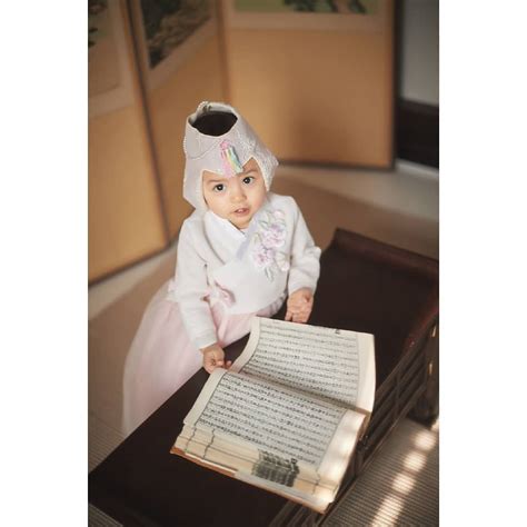 해밀갤러리 한옥스튜디오 예쁜 아가야~ 곧 영국으로 돌아가겠지만 아찌는 꼭 기억해주기~😍