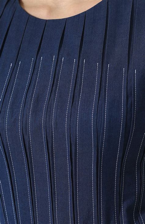 Женское синее приталенное джинсовое платье миди Loro Piana купить в интернет магазине ЦУМ арт