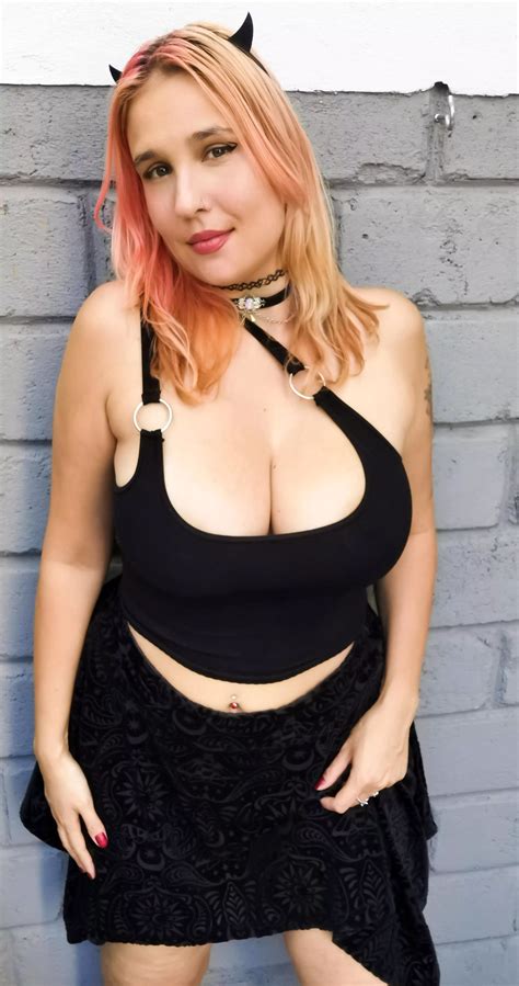 My All Natural Cleavage Nudes Cleavage Nude Picsorg