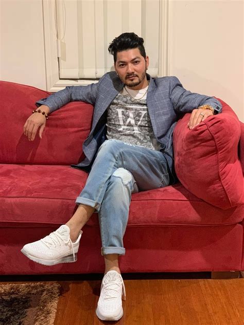 បាត់មុខមួយរយៈ ប៉ុន្តែសម្រស់ ស៊ុក សុភា តួប្រុសក្នុងរឿង «ទុំទាវឆ្នាំ២០០០ នៅតែសង្ហាដដែល