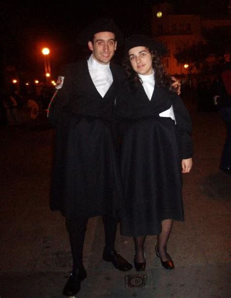 Desabafos De Parede Traje Uminho