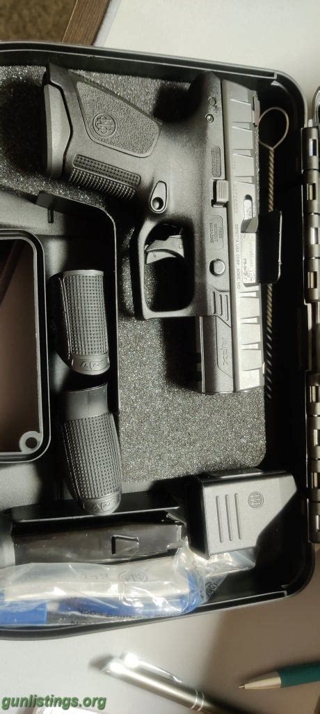 Pistols Beretta Apx Compact