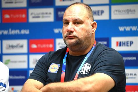 Idemo Dođavola Otići ćemo U Pepeo I Prah Savić Udario Na Prebogate