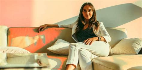 Never Settle For Less And Being The Second Place Girlfriend Yourtango