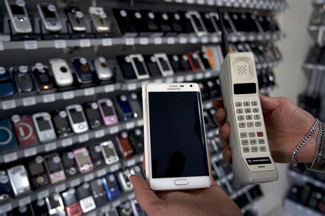 3 апреля 1973 года был сделан первый звонок с сотового телефона Это событие стало началом эры