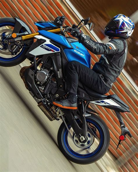 Street Style Suzuki Performance The Suzuki GSX S The GSX S Remains The