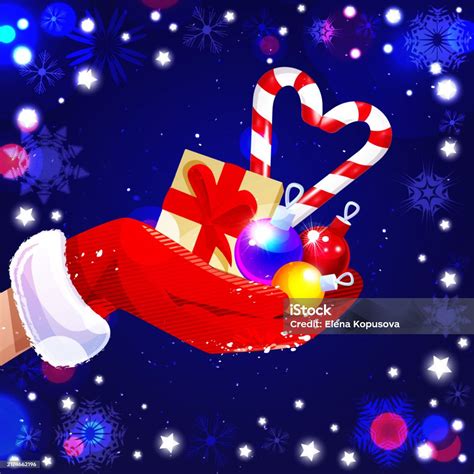 메리 크리스마스와 새해 복 많이 받으세요 만화 스타일로 산타 클로스는 벙어리 장갑을 낀 손 사탕 과자 크리스마스 트리 공 와 채색된 축제 배경에 크리스마스 선물을 들고 있는