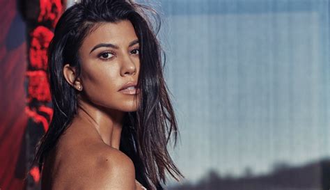 Kourtney Kardashian Gq Mexico Sexy Cover Photoshoot
