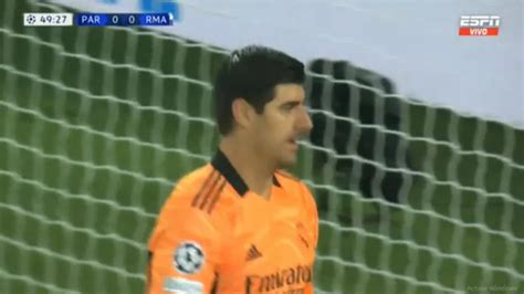 Thibaut Courtois Y Su Atajadón Que Evitó Gol De Kylian Mbappé En Real
