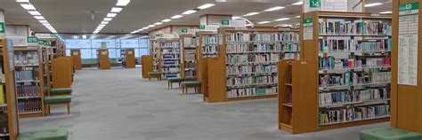 豊田市中央図書館 On Twitter 先月まで展示していた柴田元幸＋岸本佐知子『貸出回数が少ない訳書top25』。そこで配布していたお