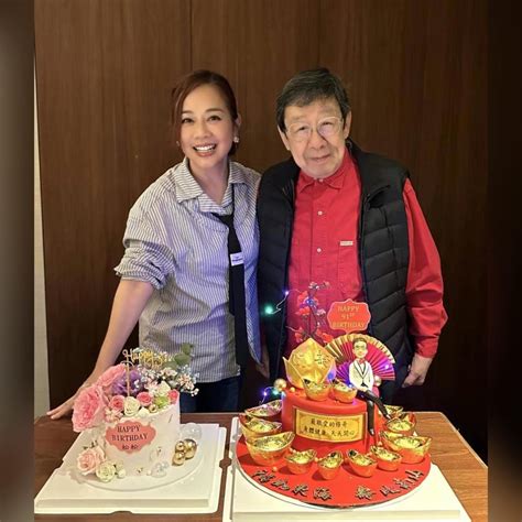 胡楓91歲生日「四代同堂」靚仔曾孫曝光 筵開5席喜獲政府高官到場祝賀 事事如意生活網站