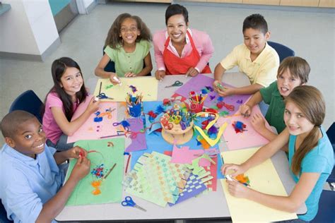 Elementary School Art Class Stock Image Image Of Education Creativity 5000839