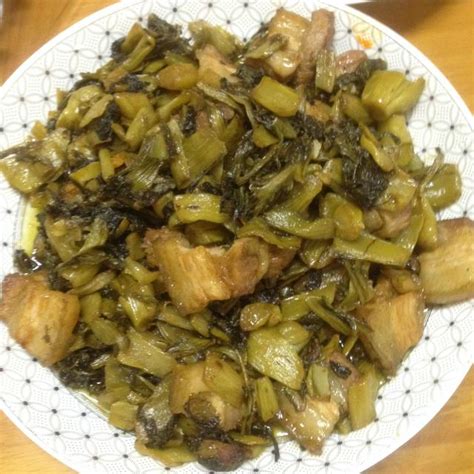 正是三月春意濃時異鄉美食盡顯全席三五好友把酒言歡 每日頭條