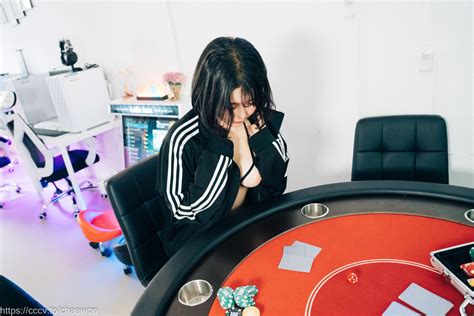 Zia Kwon Loozy Pc Room With Sp Set Foamgirl