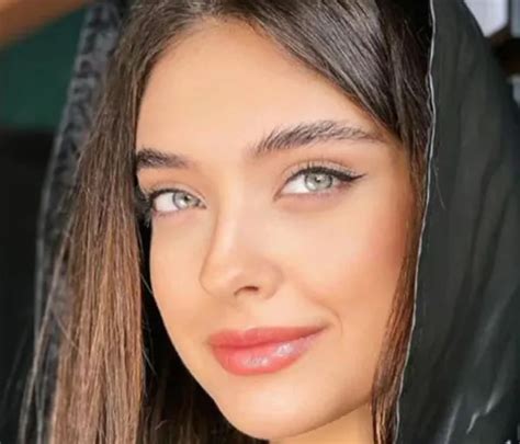 69 مدل آرایش دخترانه ساده و شیک جدید؛ معرفی بهترین ها 😍