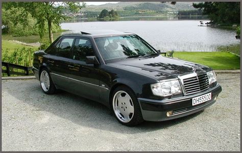 W124 Mercedes Benz With Chrome Monoblock Wheels Mercedes Benz