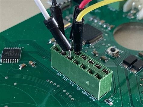 why am i getting no com port when i connect st link to my stm32f103