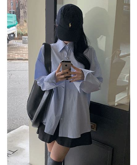 오늘출발 [멋스러운핏 원단🖤]토이스토리 오버 스트라이프 셔츠 2color 에이블리