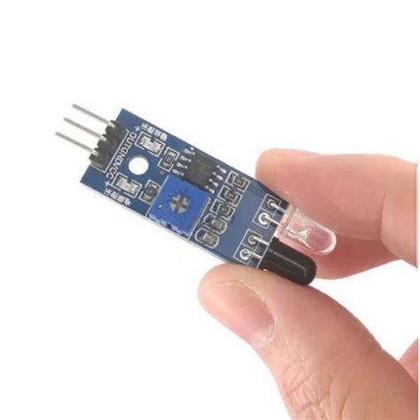Jual Lm393 Infrared Sensor Ir Obstaicle Dengan Comparator Shopee Indonesia