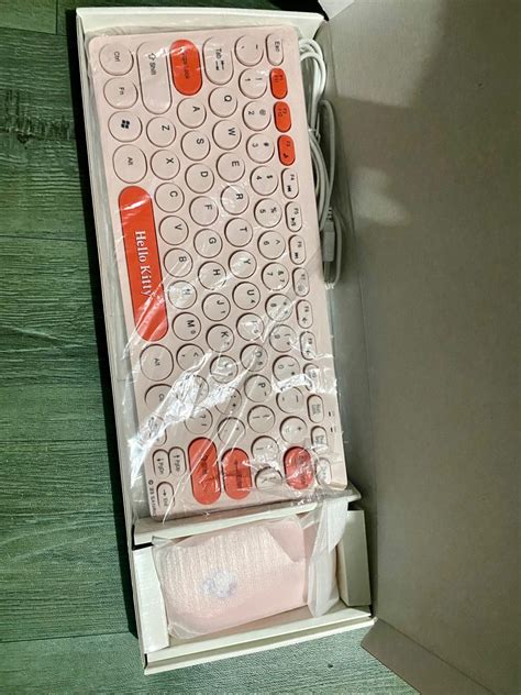 Hello Kitty Keyboard And Wireless Mouse Set Computers And Tech Parts And Accessories Computer