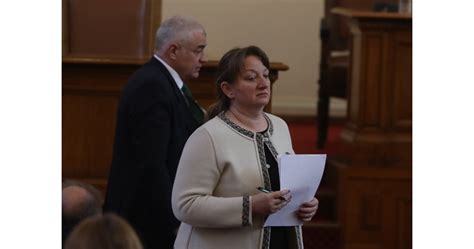 Деница Сачева Не очаквам Рая Назарян да бъде свалена би било жалко да завършим по този начин