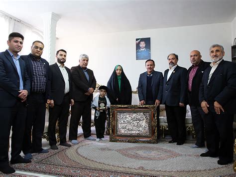 دیدار و تجلیل مسئولین هیات استان و بهارستان با خانواده شهید تکواندو کار “خدا بنده لو” هیئت