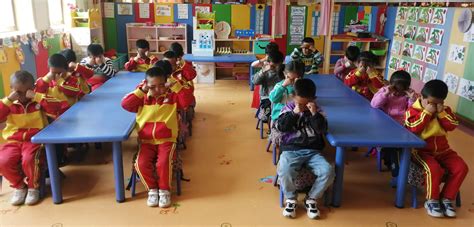 怎么预防近视眼ppt 呵护眼睛 预防近视 正数办公