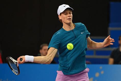 Atp 시너 천적 치치파스 꺾고 암로오픈 8강 진출