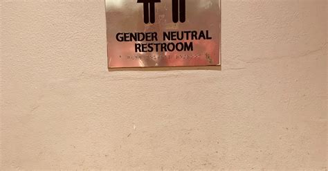 Lgbtq 간판 공공 장소 공공 편의 시설 공공시설 공중 화장실 금속 사인 남녀 평등 남녀공용 욕실 논바이너리 뉴욕 뉴욕 표지판 다양성 다양한 도시