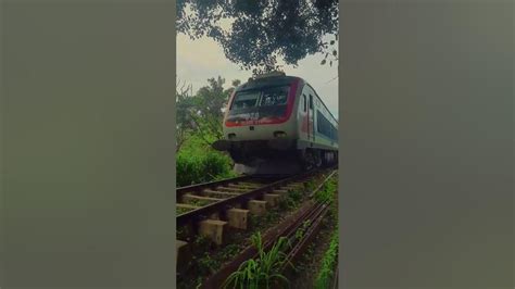 ⁣යකා පාලම පේරාදෙණිය කොහොමද හෝන් පාර🏴‍☠‍🚂😍 Youtube