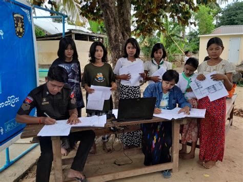 လယ်ဝေးမြို့နယ်၊ ညောင်ပင်သာကျေးရွာတွင် ပန်းခင်းစီမံချက် ၂ ဖြင့် နိုင်ငံသားစိစစ်ရေး ကတ်ပြားများကွင