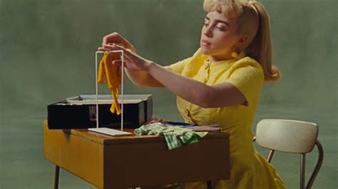 Barbie What Was I Made For Di Billie Eilish Nella Colonna Sonora Del Film Movietele It