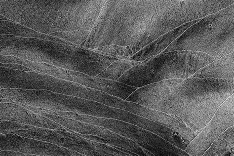 Chaos Fractals Earthlight