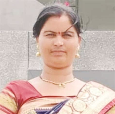 हिटरची टाकी फुटली उकळते पाणी अंगावर पडल्याने महिलेचा मृत्यू Beed