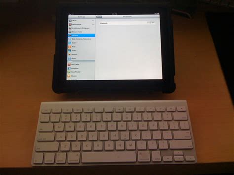 Pair An Apple Bluetooth Keyboard To Your Ipad Iphone Ipod Touch
