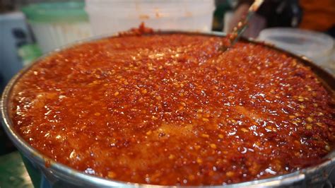 ยำพริกล้น แดงแสบทรวง ยำแซบทะเลสด เจ้เบียร์ คนละยำ Too Spicy Yumsaap Thailand Youtube