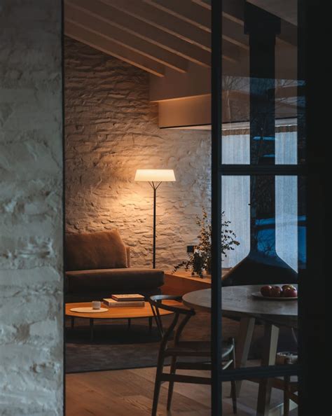 Lily Floor Lamp By Vibia