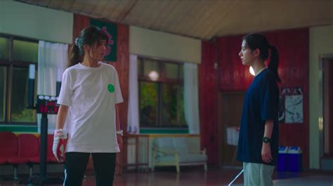 K Drama Twenty Five Twenty One Fans Say It Radiates Sapphic Vibes—heres Why Koreaboo