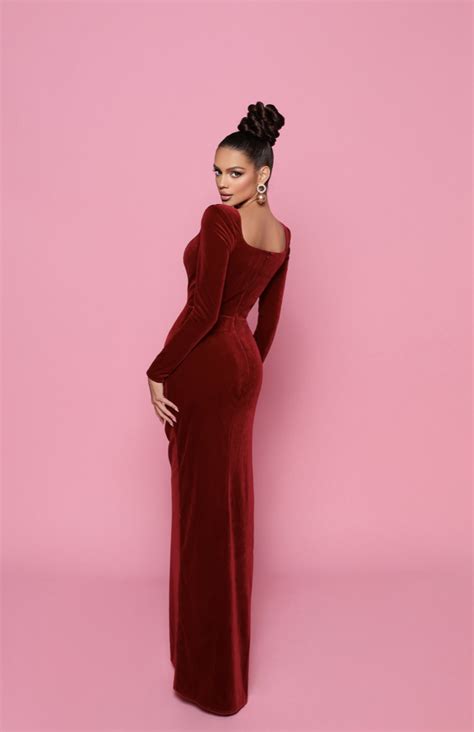 Isabelle Gown — House Of Gowns