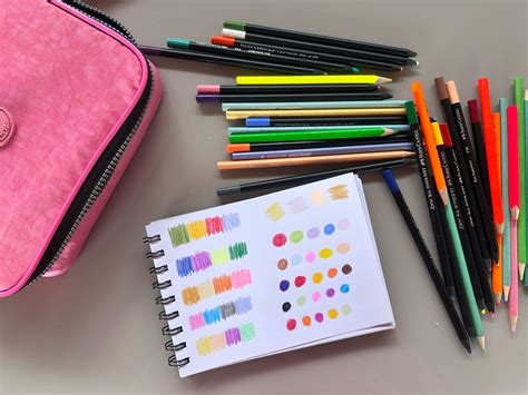 Como Combinar Cores O Meu Jeito De Usar As Cores Em Projetos Criativos Priscila Serato