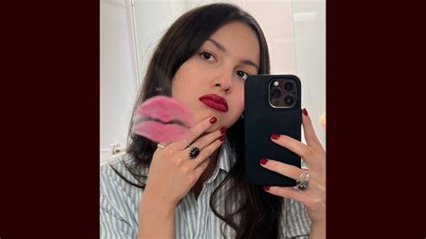 Olivia Rodrigo Flaunts Red Lips In Latest Mirror Selfie After