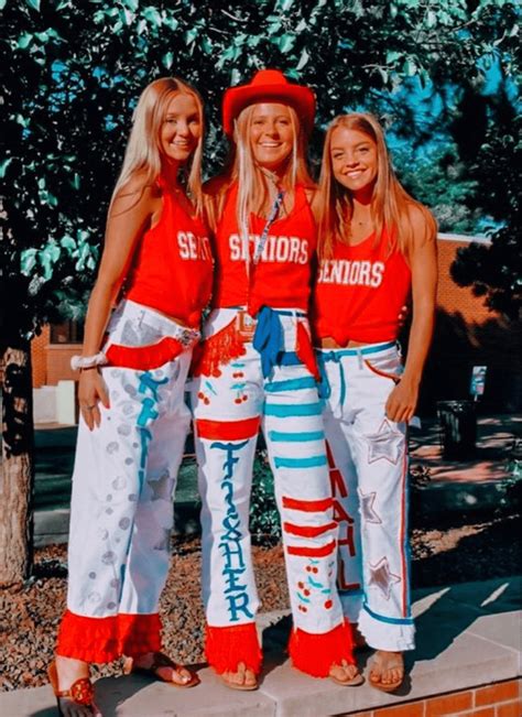 17 Outstanding Senior Jeans Youd Want To Copy This Year