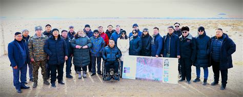 УИХ ын гишүүд “Гашуунсухайт Ганцмод” хил дамнасан төмөр замын төслийн ажилтай газар дээр нь