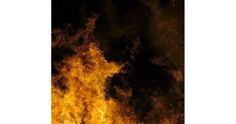 21 годишен психично болен запали жилищен блок в Кюстендил Обновена