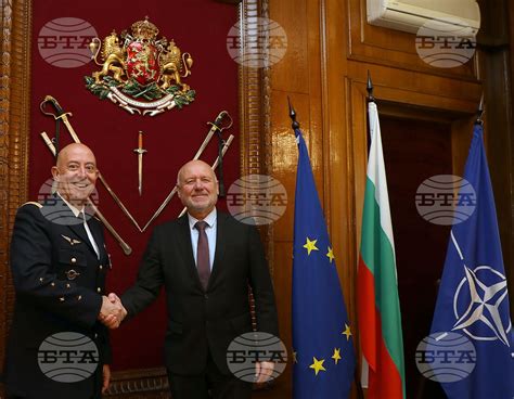 Тодор Тагарев и генерал Филип Лавин обсъдиха подходите в отбранителното планиране Утро