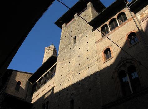 Torre Alberici Bologna Modena Art And Culture App