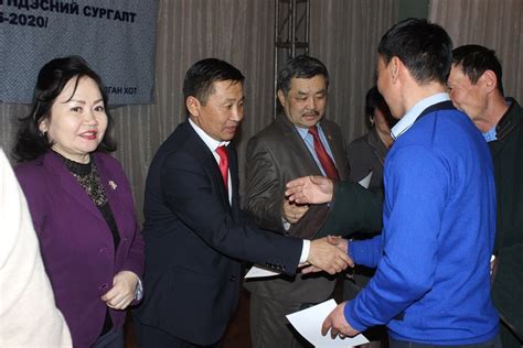 СУМДЫН ИТХ ЫН ТӨЛӨӨЛӨГЧДИЙН ҮНДЭСНИЙ СУРГАЛТ ЭХЭЛЛЭЭ