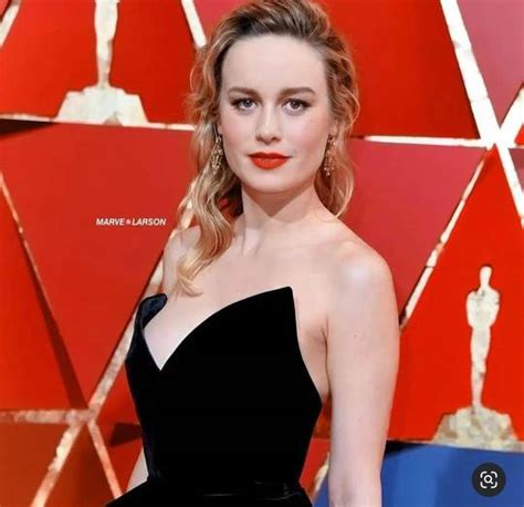 Brie Larson Scrolller